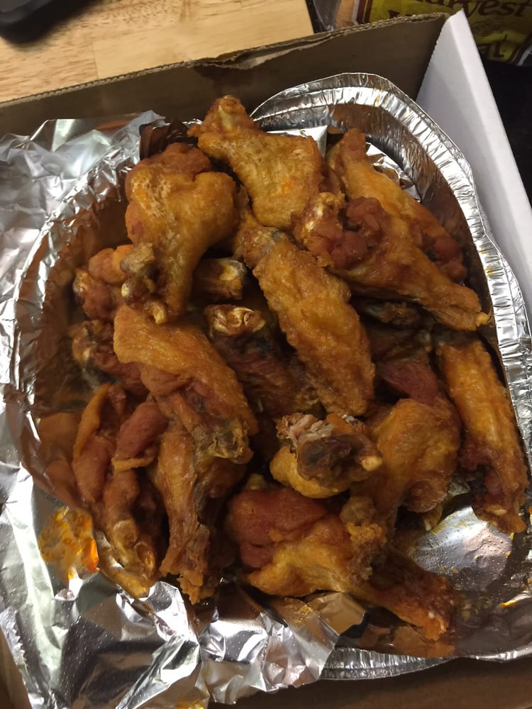 Pat’s Pizzeria - Pizza - 9542 Lakeshore Rd, Angola, NY - Restaurant ...