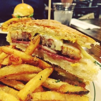 Grind Burger Kitchen - 184 Photos & 231 Reviews - American (New) - 829 ...