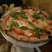 Lucali - 458 Photos & 1200 Reviews - Pizza - 575 Henry St, Carroll ...