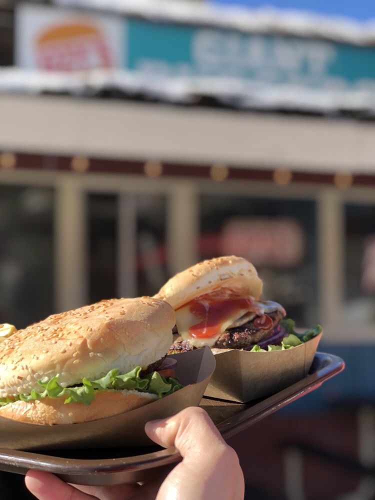 Izzy’s Burger Spa - 237 Photos & 393 Reviews - Burgers - 2591 Lake ...