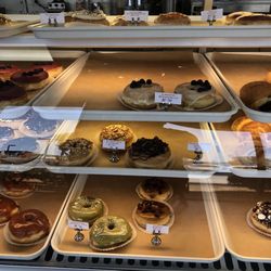 Donut Hub - 55 Photos & 64 Reviews - Donuts - 665 N Tustin St, Orange ...