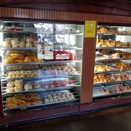 La Estrella Bakery - 56 Photos & 56 Reviews - Bakeries - 3833 E Tulare ...