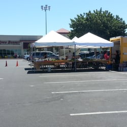 Farmers Market - West Valley Mall - Farmers Market - 3200 Naglee Rd ...