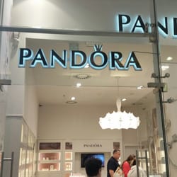Pandora - Accessories - náměstí Republiky 4, Nové Město, Prague, Czech ...