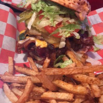 Coyote Bluff Cafe - 273 Photos & 294 Reviews - Burgers - 2417 S Grand ...