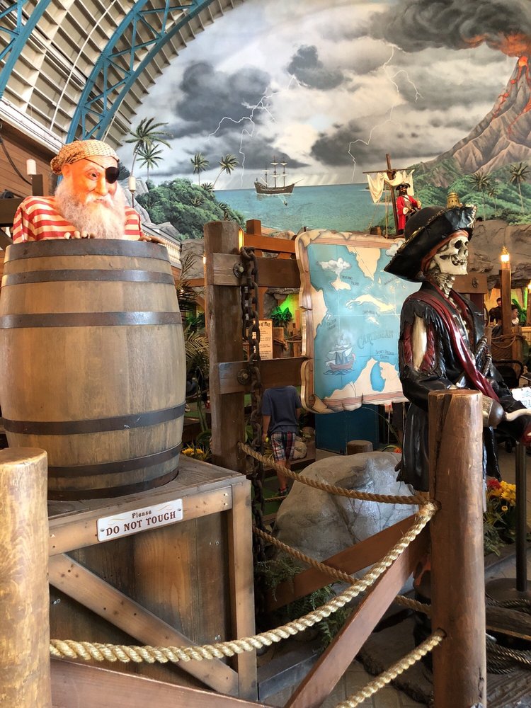 Neptune’s Kingdom - 105 Photos & 84 Reviews - Arcades - 400 Beach St ...