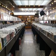 Aux 33 Tours - 12 Photos & 23 Reviews - Yelp