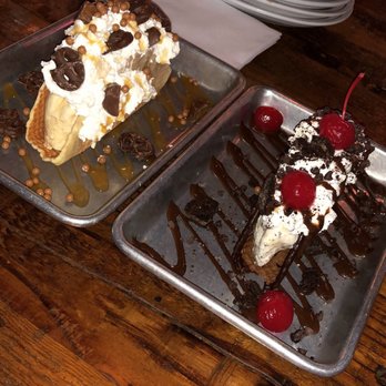 Parlor Pizza Bar - Order Food Online - 563 Photos & 888 Reviews - Pizza ...