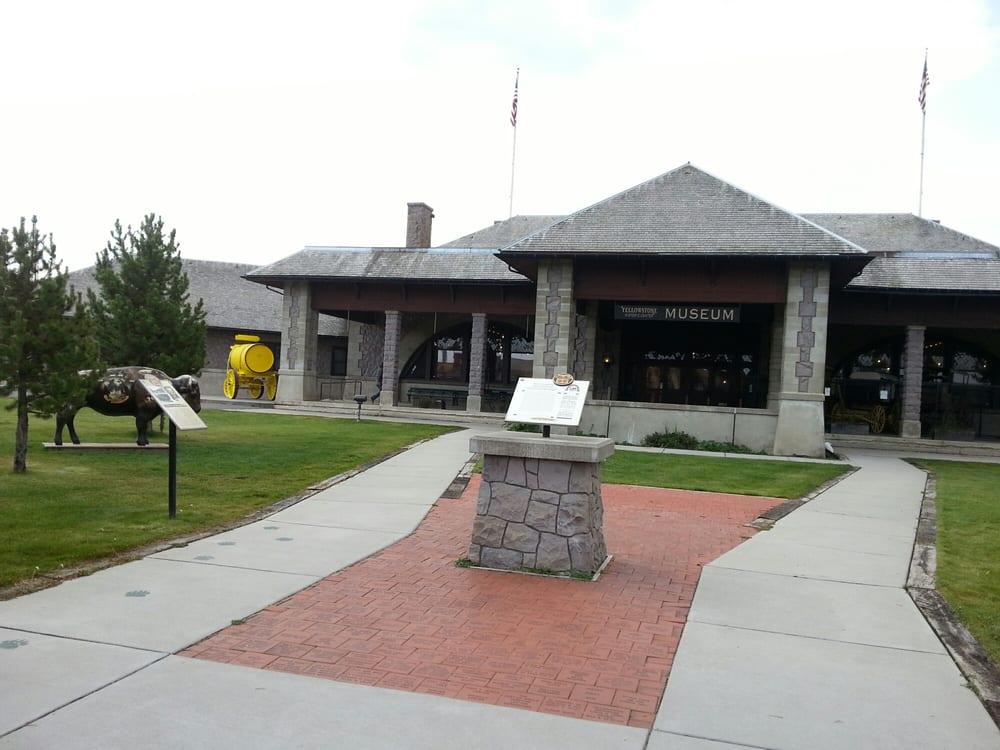 Yellowstone Historic Center - Landmarks & Historical Buildings - 220 ...