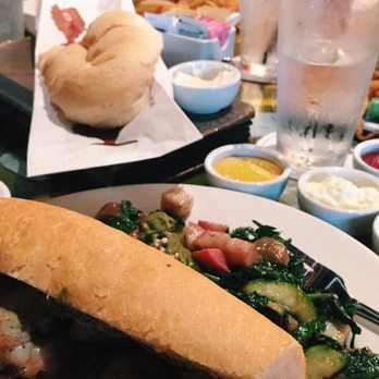 Red Fish Grill - 976 Photos & 1125 Reviews - Seafood - 115 Bourbon St ...