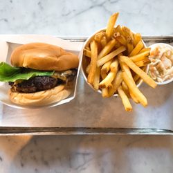 Phil’s Burger - 75 Photos & 77 Reviews - Burgers - Fleminggatan 49 ...