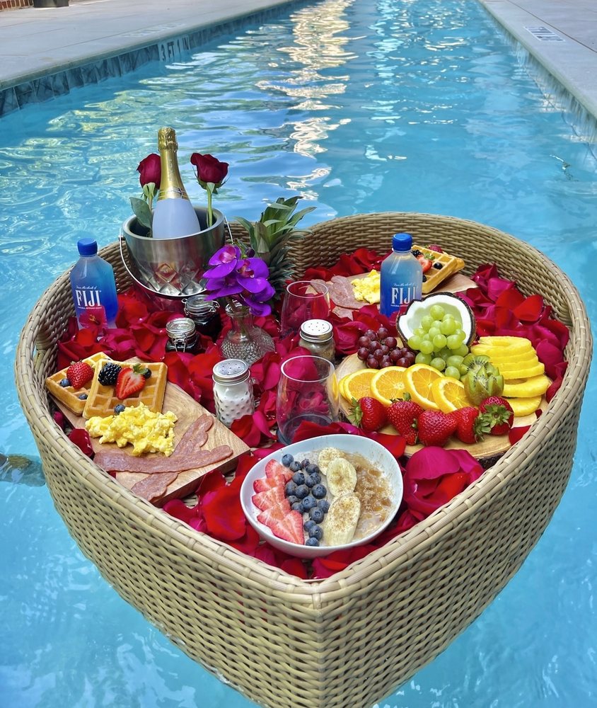 Photo of Floating Brunch ATL | Roadtrippers