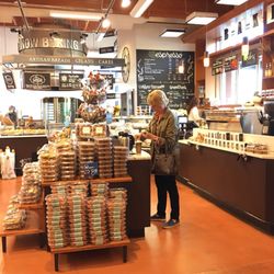 Metropolitan Market - 190 Photos & 150 Reviews - Grocery - 10611 NE ...