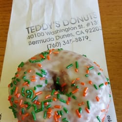 Teddy’s Donuts - 19 Photos & 41 Reviews - Donuts - 40100 Washington St ...
