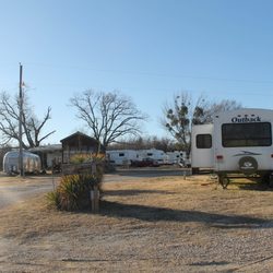 Shady Lake RV Park - 12 Photos - RV Parks - 2306 Tx Hwy 19S, Sulphur ...