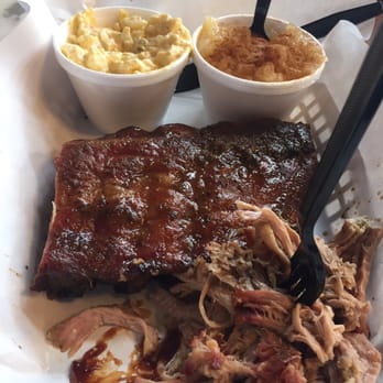 Bogart’s Smokehouse - 645 Photos & 1212 Reviews - Smokehouse - 1627 S ...