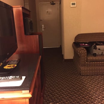 Comfort Inn & Suites - 27 Photos & 26 Reviews - Hotels - 180 Gamma ...