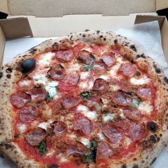 Pangea Kitchen - 162 Photos & 103 Reviews - Pizza - 111 S Green River ...