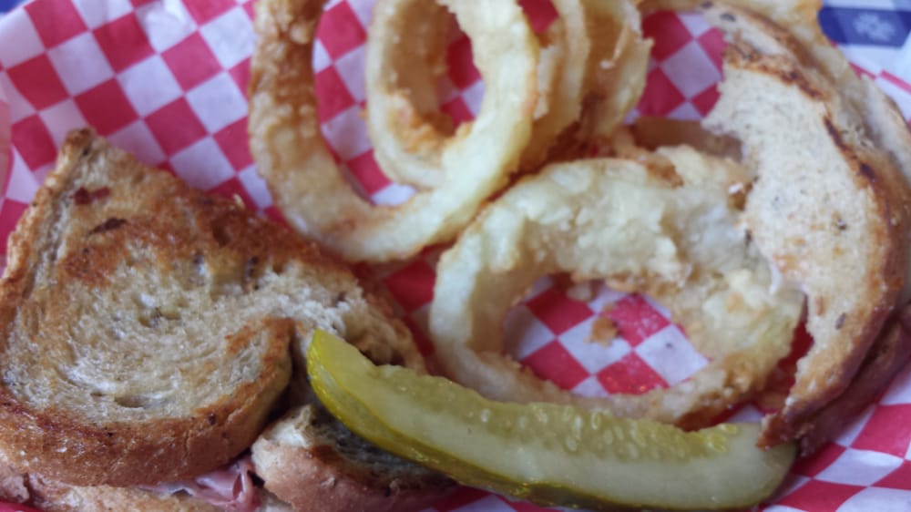 Creekside Deli - 27 Photos & 40 Reviews - Delis - 16 Old Nacoochee Rd ...