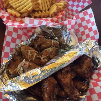 Bull Chicks - 150 Photos & 73 Reviews - Burgers - 11135 Coursey Blvd ...