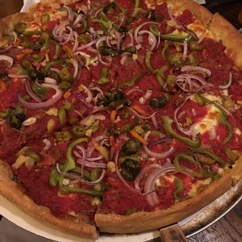 Lefty’s Chicago Pizzeria - 425 Photos & 684 Reviews - Pizza - 4030 ...