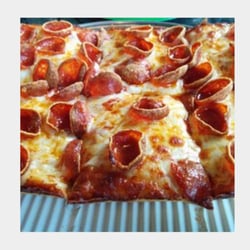 Jet’s Pizza - 18 Photos & 14 Reviews - Pizza - 1805 N Harlem Ave ...