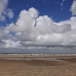Strand - 41 Photos - Beaches - Bredene, West-Vlaanderen, Belgium - Yelp