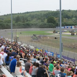 Stafford Motor Speedway - 29 Photos & 15 Reviews - Race Tracks - 55 ...