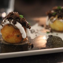 Pineapple & Pearls - 1738 Photos & 298 Reviews - American (New) - 715 ...