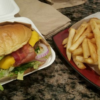 R Burgers - 189 Photos & 190 Reviews - Burgers - 1666 University Ave ...