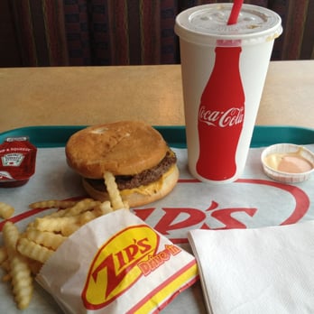 Zip’s Drive in - 35 Photos & 36 Reviews - Burgers - 1320 N Division St ...