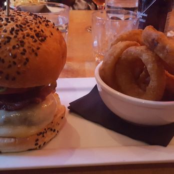 Burger Bar Crescent - 588 Photos & 446 Reviews - Burgers - 1465 Rue ...