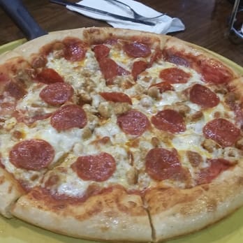 Georgio’s Pizza - 56 Photos & 62 Reviews - Pizza - 3000 E Cervantes St ...