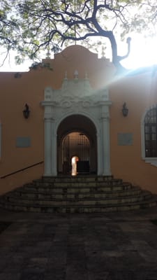 Escuela Modelo - Middle Schools & High Schools - Paseo Montejo 444 ...