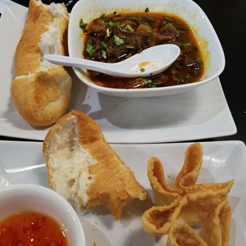Pho 815 - 95 Photos & 57 Reviews - Vietnamese - 7437 E State St ...