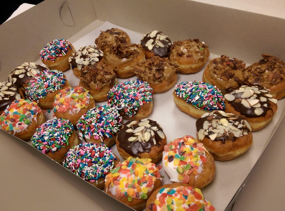 Legendary Doughnuts - 87 Photos & 79 Reviews - Bakeries - 27237 172nd ...