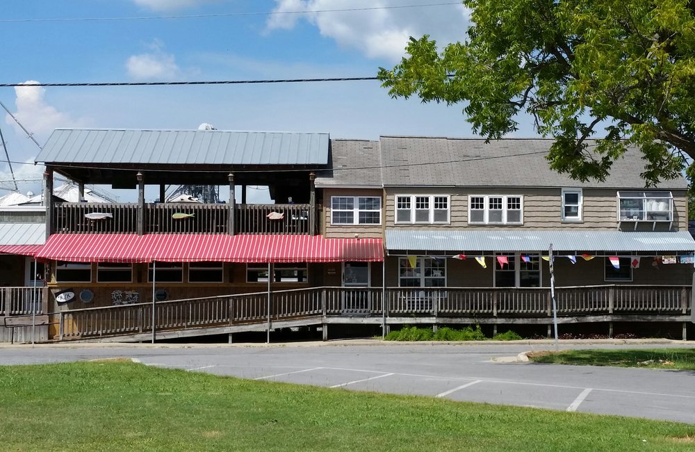 Backwater Jack’s Tiki Bar - 16 Photos & 30 Reviews - Seafood - 1052 E ...