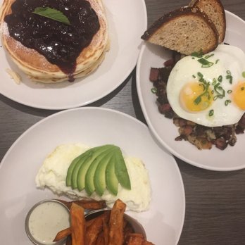 Friedman’s - 166 Photos & 152 Reviews - Breakfast & Brunch - 228 W 47th ...