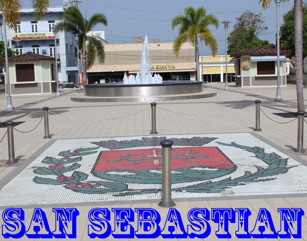 Plaza Angel Mislan - 20 Photos - Shopping Centers - Cll Severo Arana ...