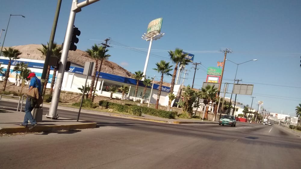 Plaza Monarca - 22 Photos & 17 Reviews - Shopping Centers - Blvd ...