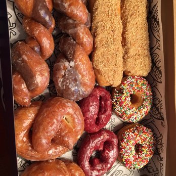 Jack’s Donuts - 13 Photos & 32 Reviews - Donuts - 3115 Meridian Parke ...