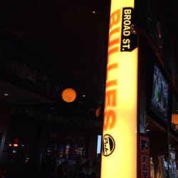 Broad Street Bullies - 24 Photos & 50 Reviews - Pubs - 1100 Pattison ...