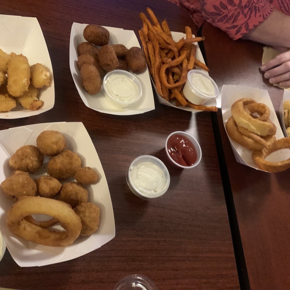 Southeastern Wisconsin Dive Bar Tour - Yelp