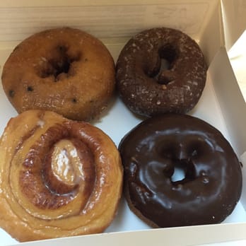 Daylight Donuts - Order Food Online - 45 Photos & 46 Reviews - Donuts ...