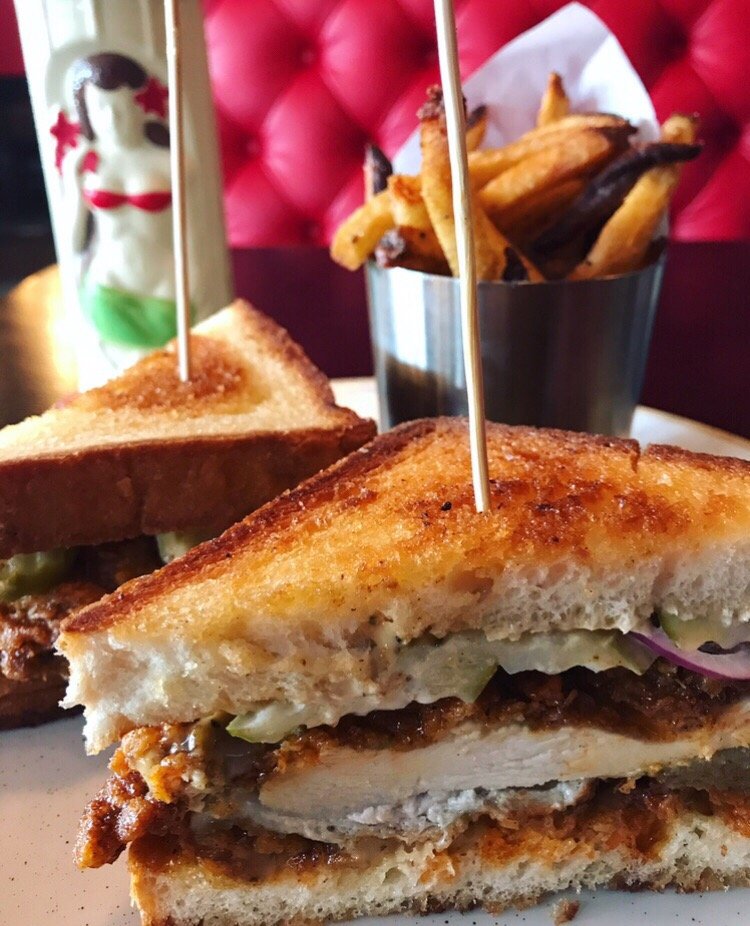 Red Cow Uptown - 100 Photos & 87 Reviews - Burgers - 2626 Hennepin Ave ...