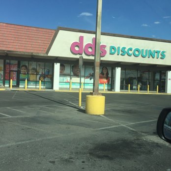 dd’s DISCOUNTS - 15 Photos & 27 Reviews - Discount Store - 4730 East ...