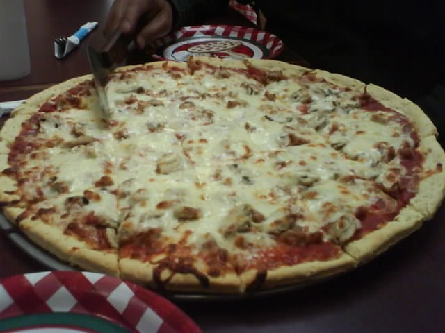 Lugano’s Pizza - Order Food Online - 12 Reviews - Pizza - Brighton Park ...