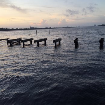 Granada Bridge - 23 Photos - Landmarks & Historical Buildings - Granada ...
