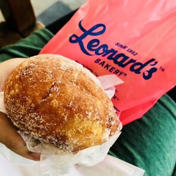 Leonard’s Bakery - 5429 Photos & 4740 Reviews - Bakeries - 933 Kapahulu ...