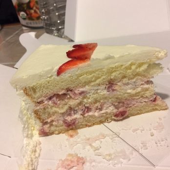 Lady M Cake Boutique - 127 Photos & 75 Reviews - Desserts - 304 Newbury ...